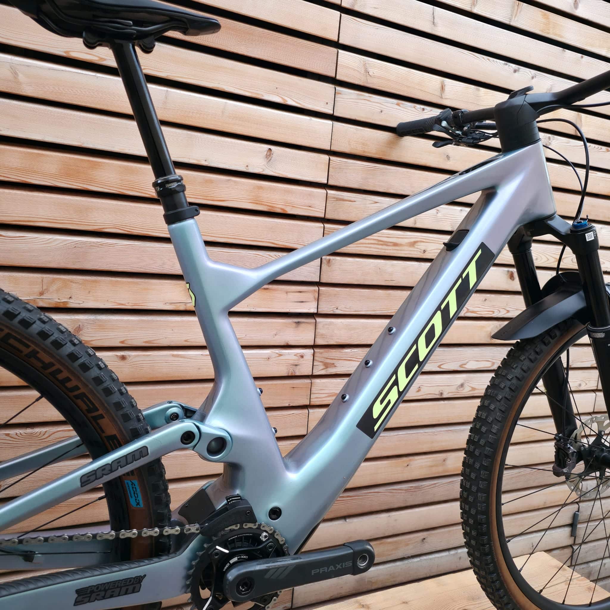 SCOTT Lumen Eride 900 MIS.M 2025: Performance Top • Bikecafe